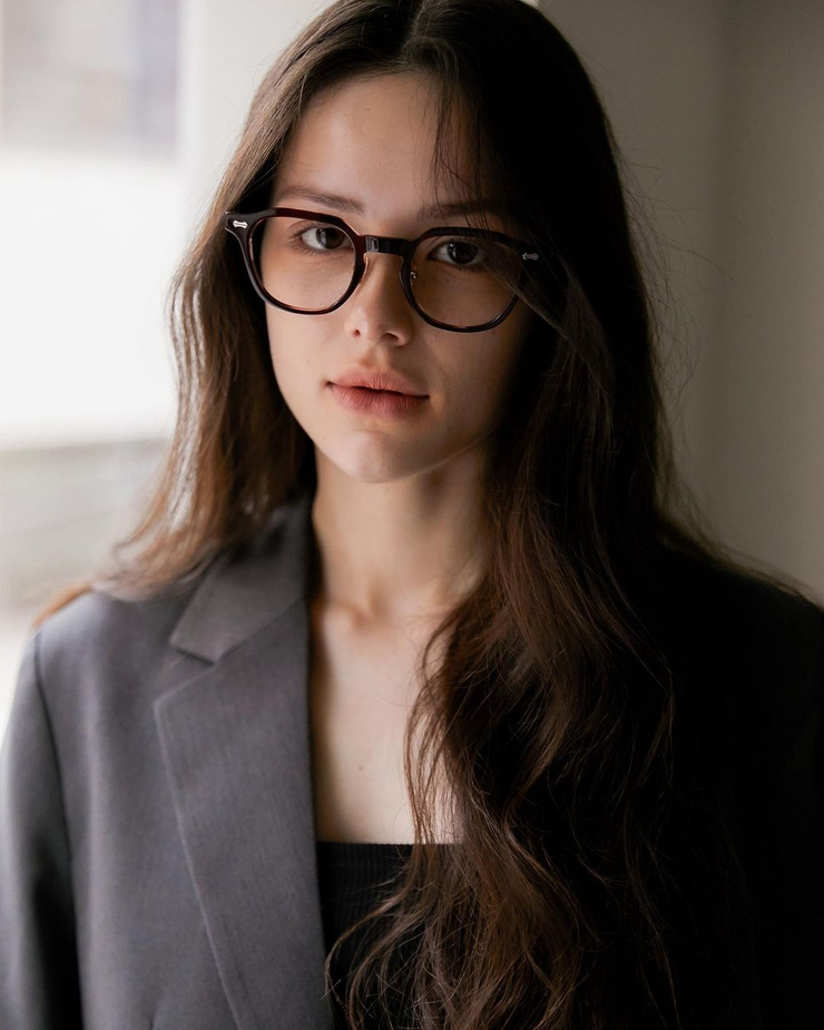 Picture of Lisa Rosh