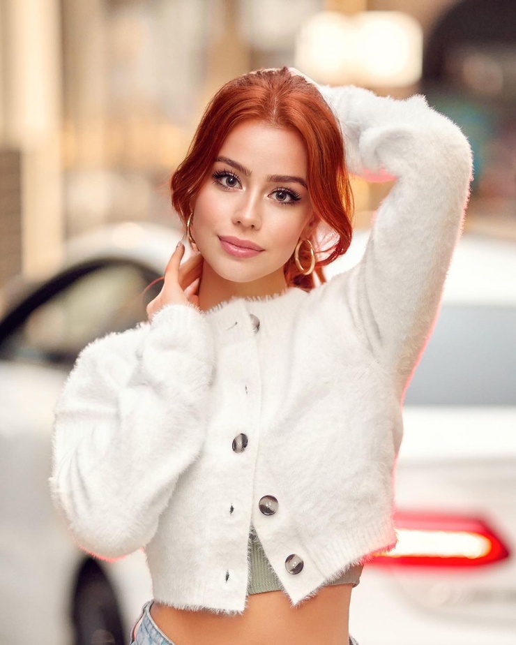 Picture of Maya Gralean