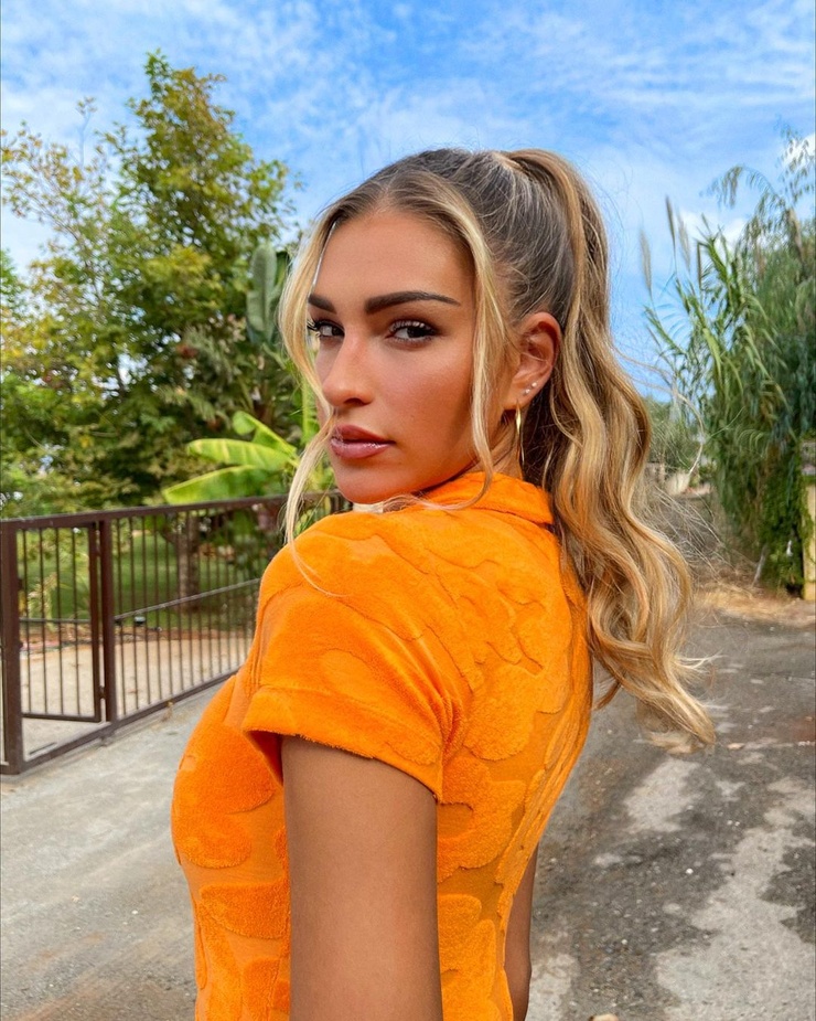 Picture of Zara McDermott