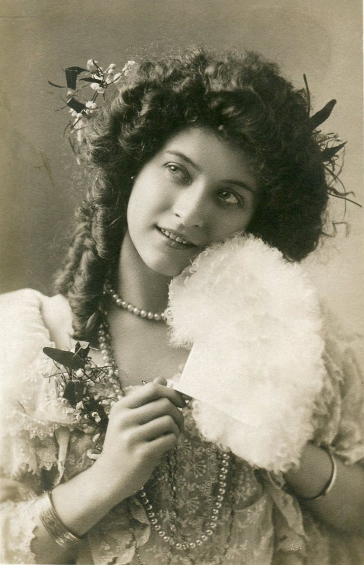 Picture of Maude Fealy