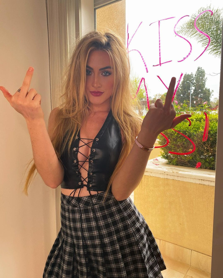 Picture of Emma Holzer