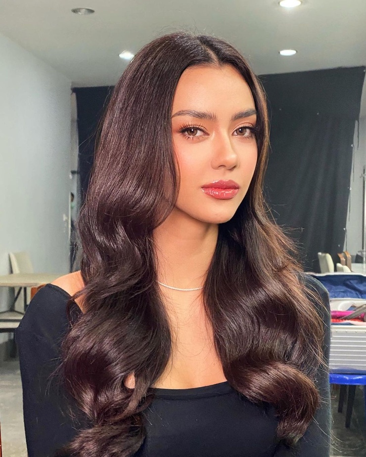 Image of Amanda Obdam