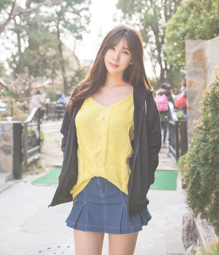 Picture of Song Ju Ah