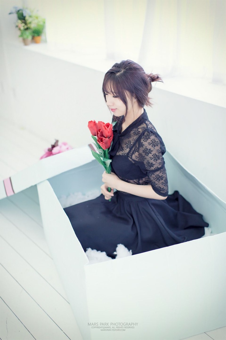 Picture of Song Ju Ah