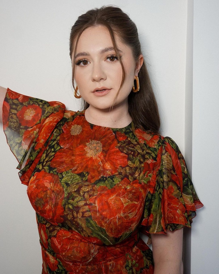Picture of Emma Kenney