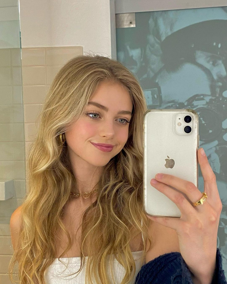 Picture of Ellie Rosinkranz