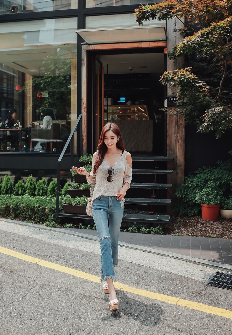 Picture of Son Yoon Joo