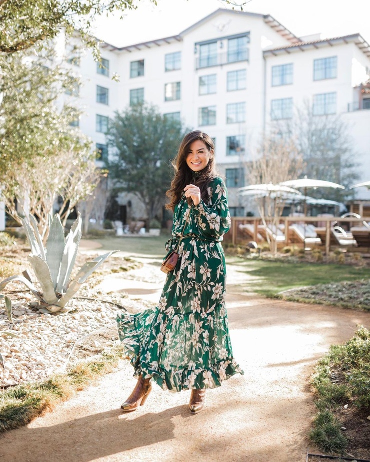 Caila Quinn image