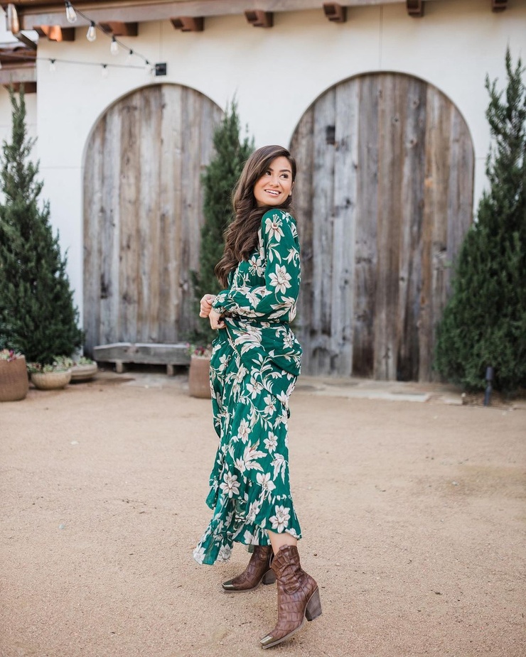 Picture of Caila Quinn