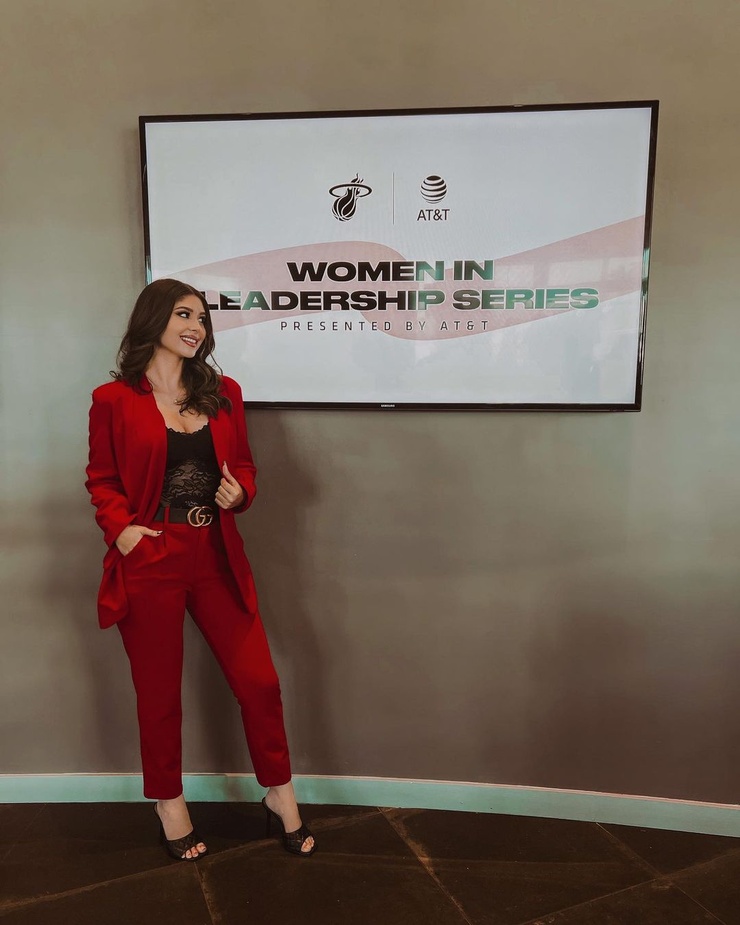 Picture of Elizabeth Elias