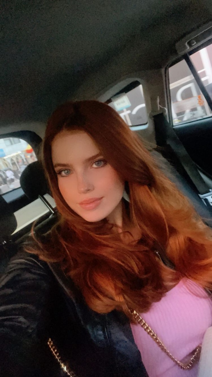 Emily Deyt Aysage picture