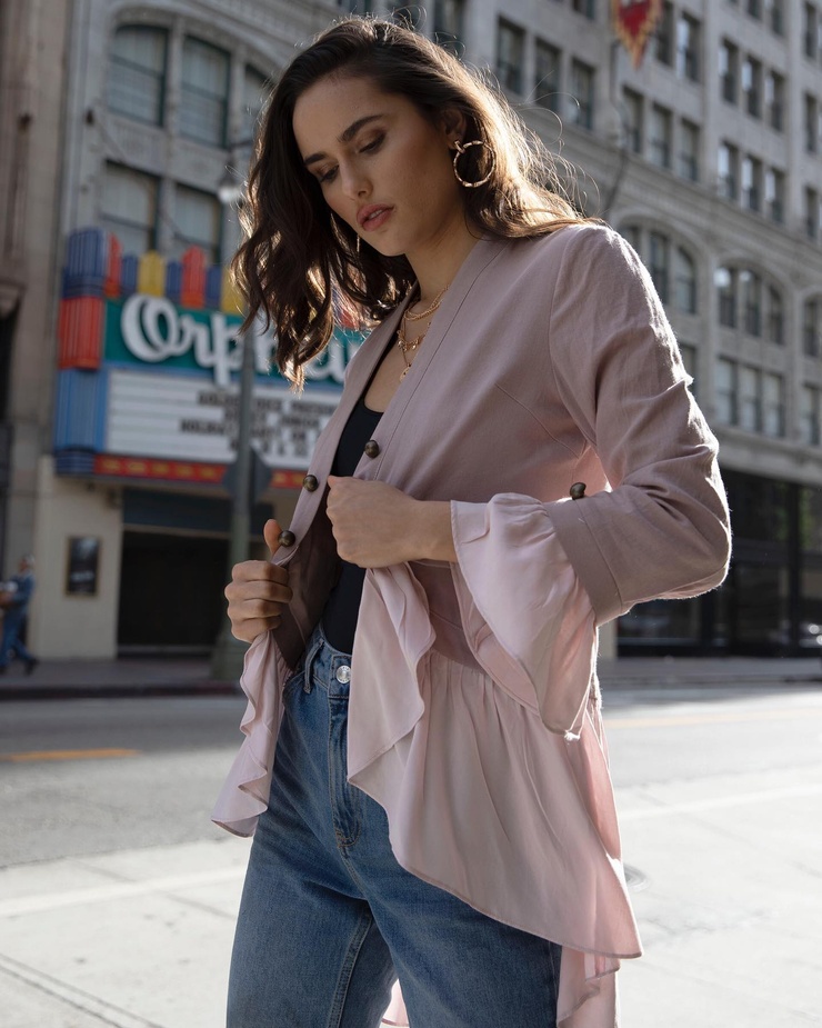 Victoria Frost picture