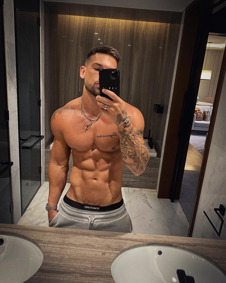 Picture of Joss Mooney