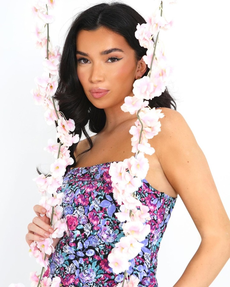 Alicia Rose II picture