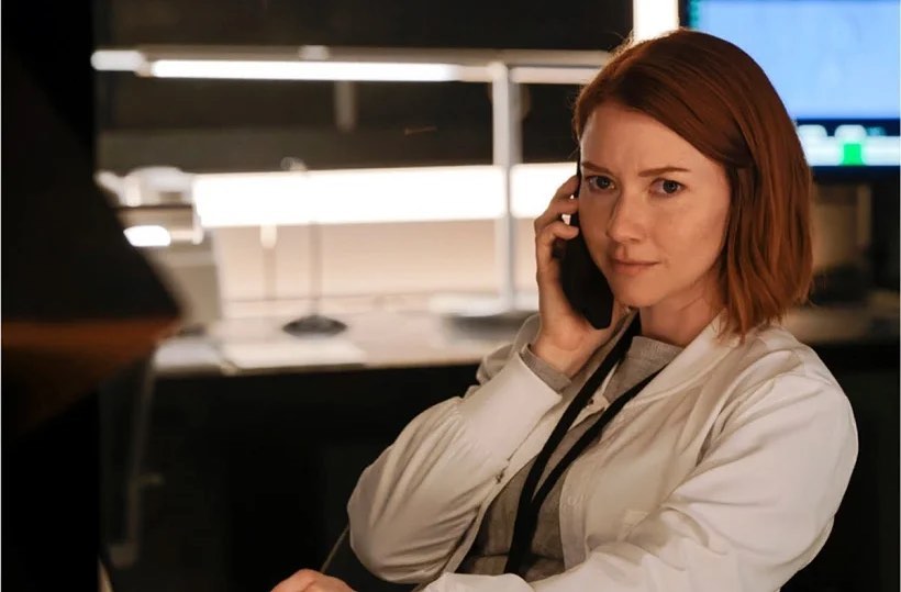 Picture of Valorie Curry