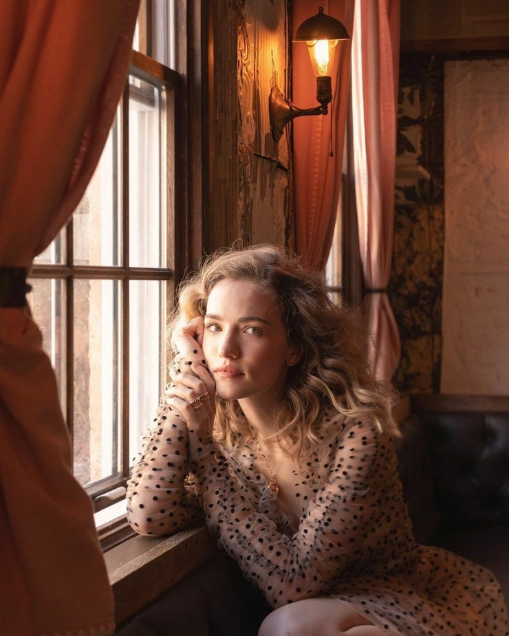 Willa Fitzgerald picture