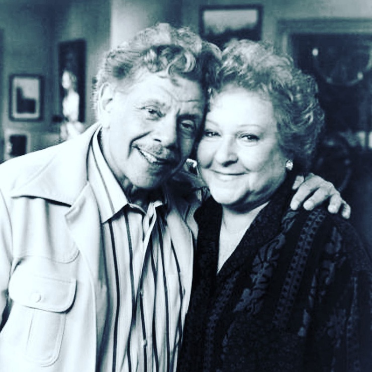 Picture of Estelle Harris