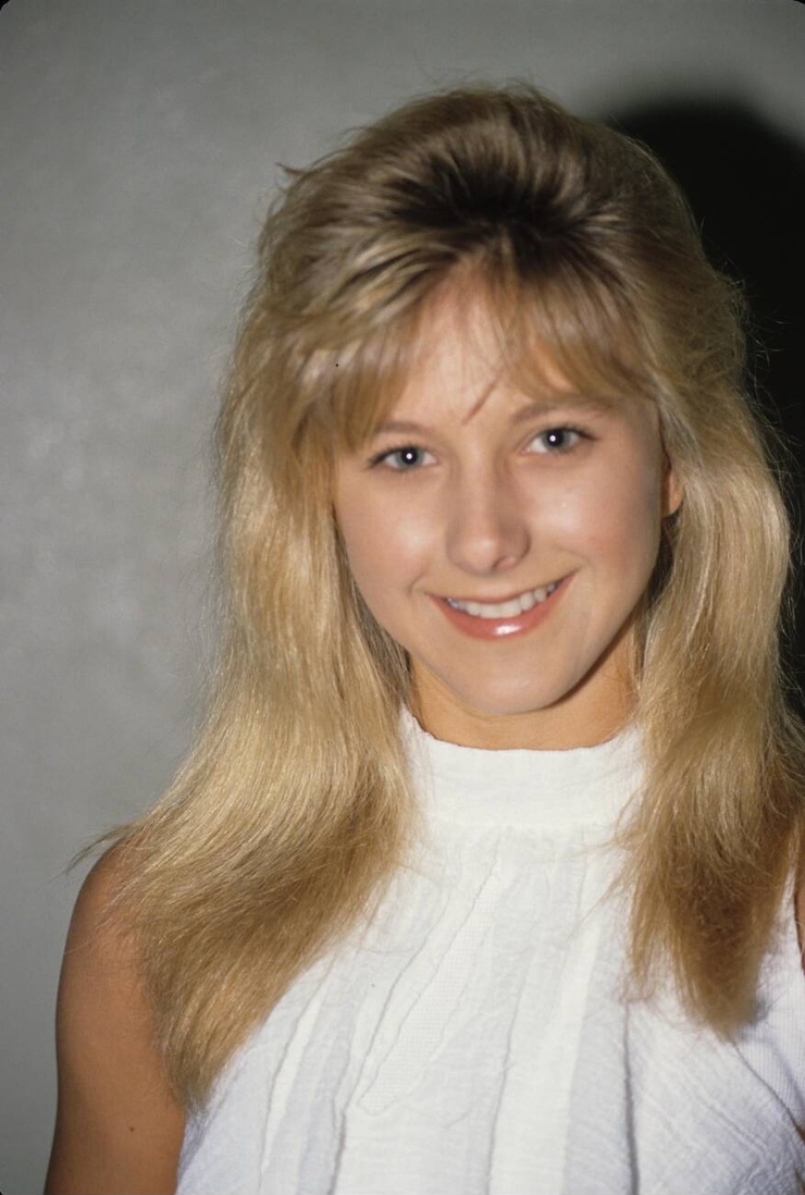 Allison Barron image