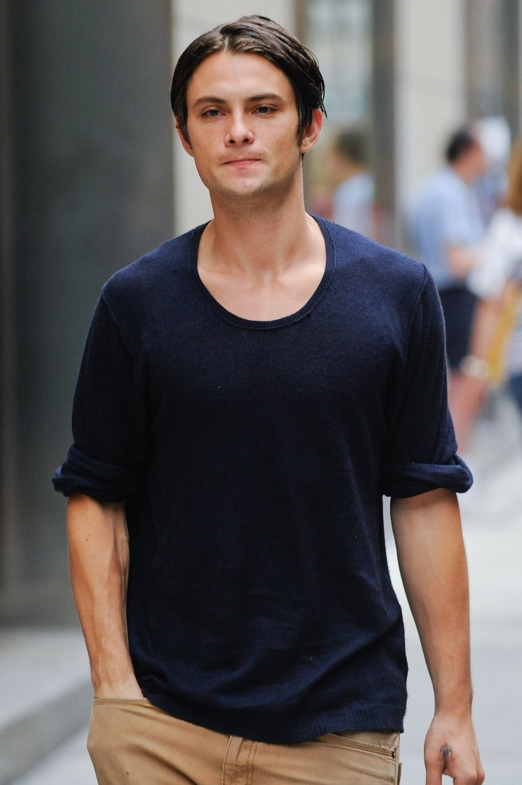 Picture of Shiloh Fernandez