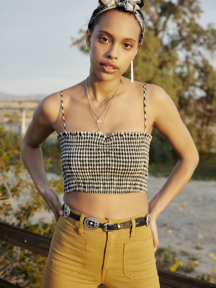 Natalie Brown model image