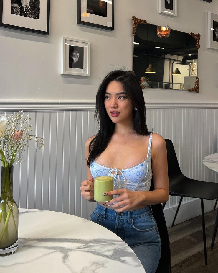 Amberly Xuan picture