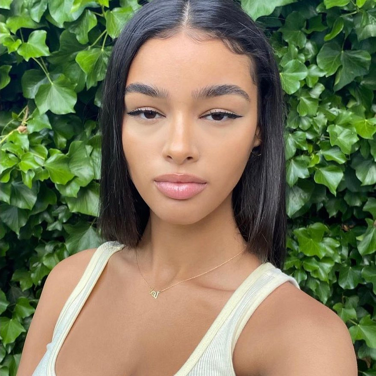 Picture of Alexis Carrington