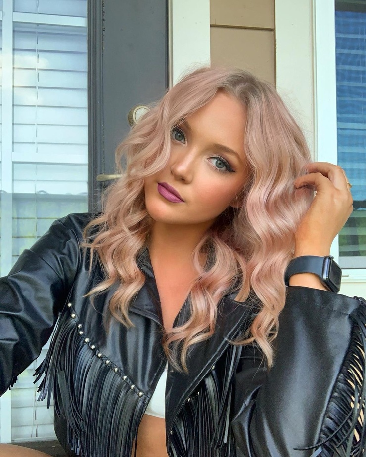 Picture of Tayler Nicole