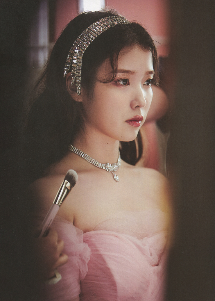 Picture of IU