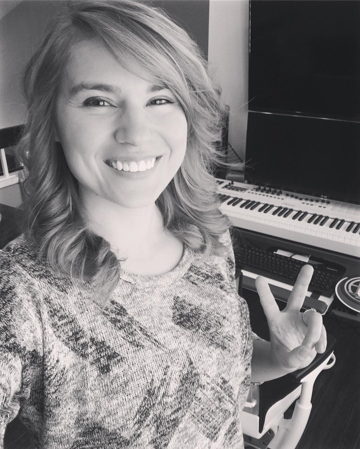 Taylor Davis picture