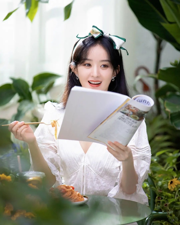 Picture of Liying Zhao