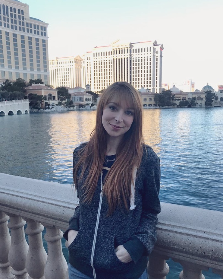 Picture of Lisa Foiles