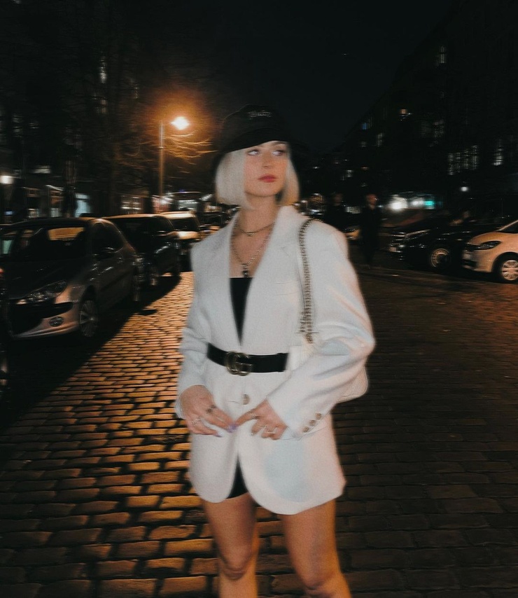 Picture of Laura Michelle