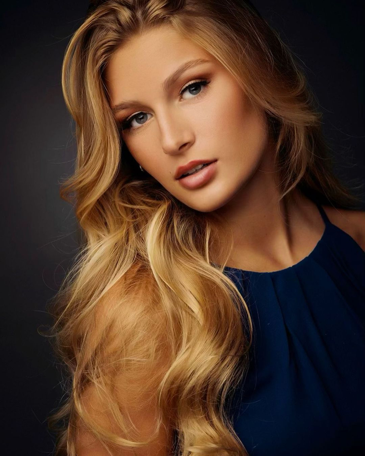 Lexi Gryszowka picture