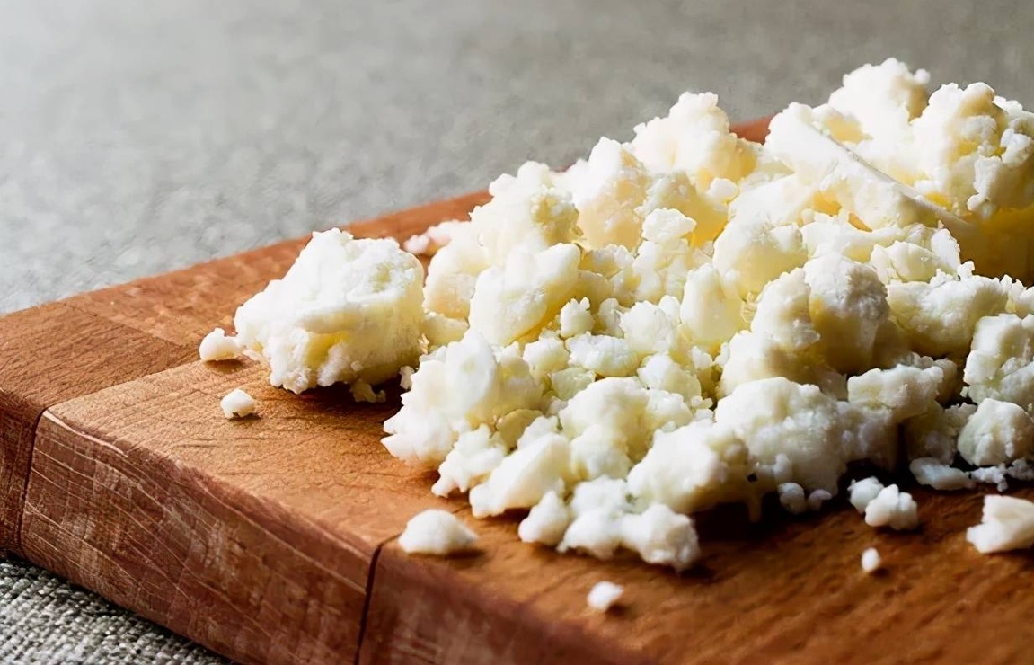 Bergama Tulum sheep cheese in Izmir