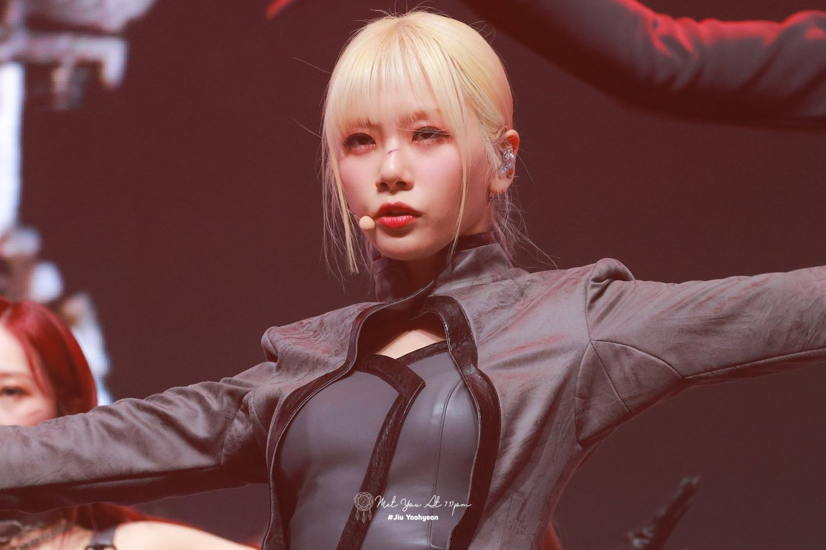 Ji-U picture