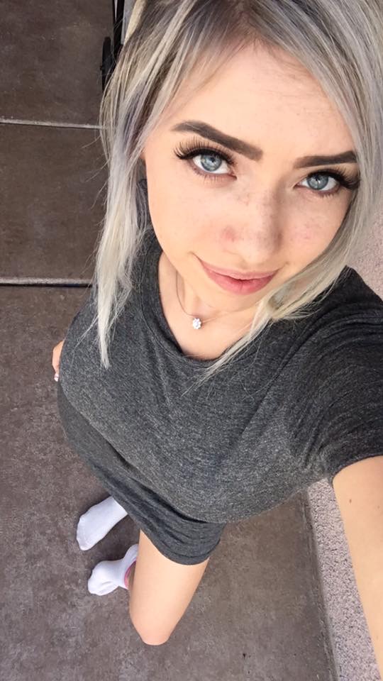 Picture of Tory Weeks