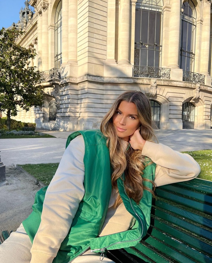 Picture of Lara Lourenço