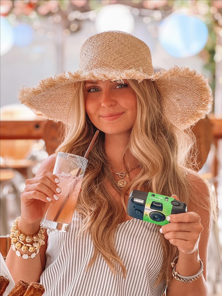 Image of Shea Leigh Mills