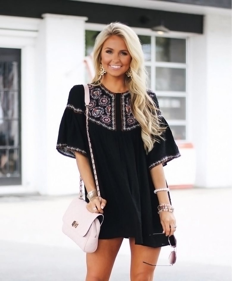 Shea Leigh Mills image