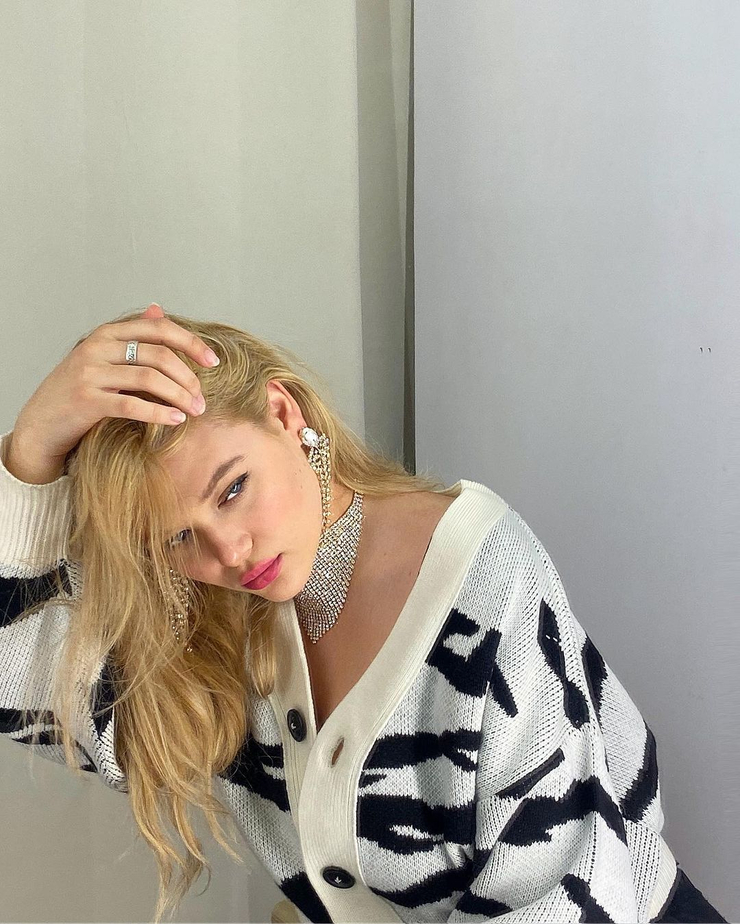 Picture of Victoria Lamas