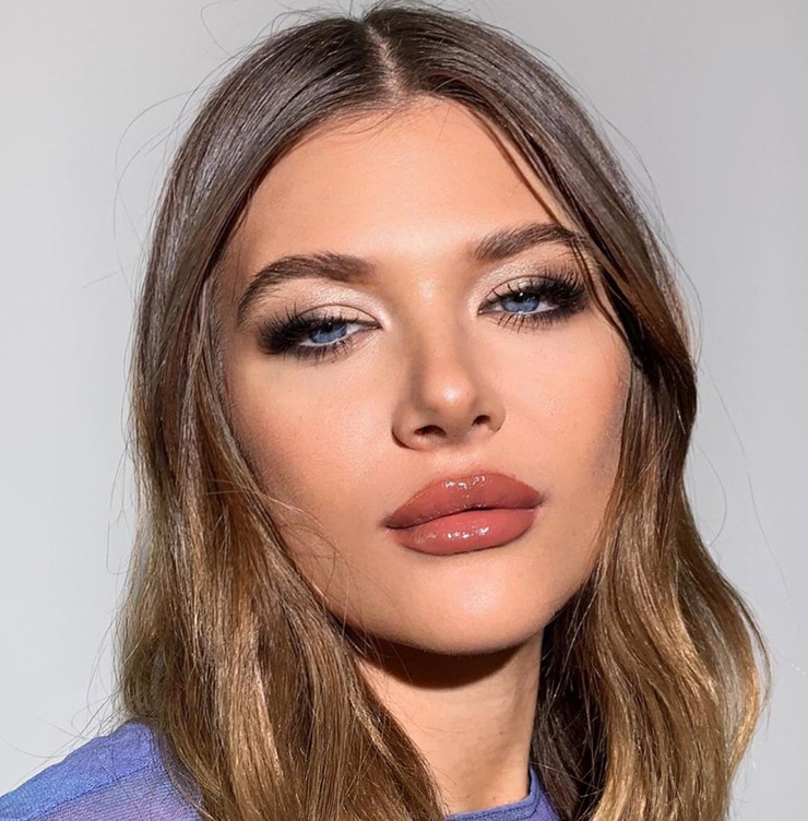 Victoria Lamas image