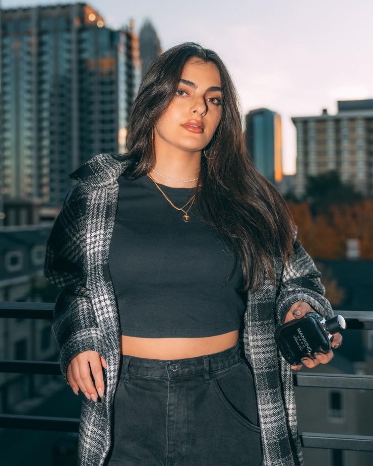 Picture of Toni Breidinger