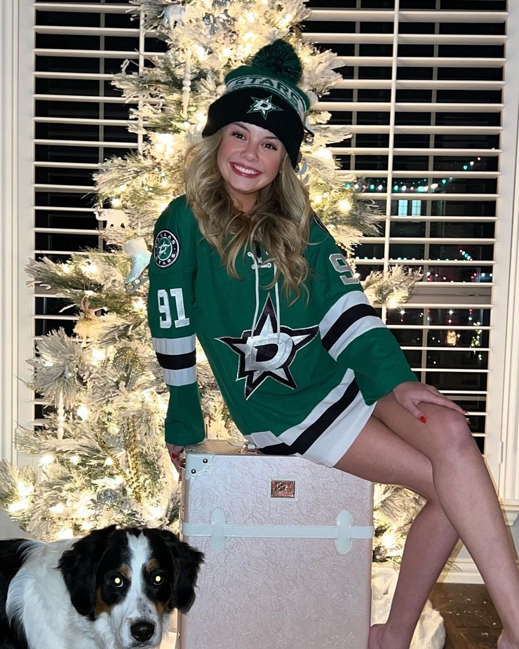 Picture of Mallory James Mahoney