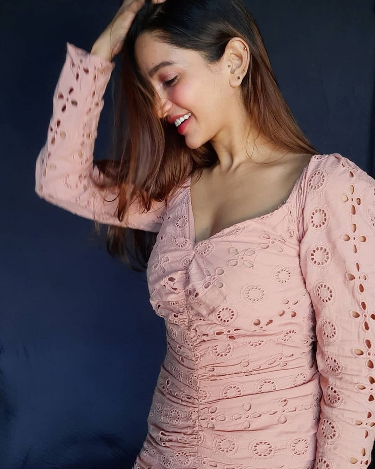 Anaika Soti image
