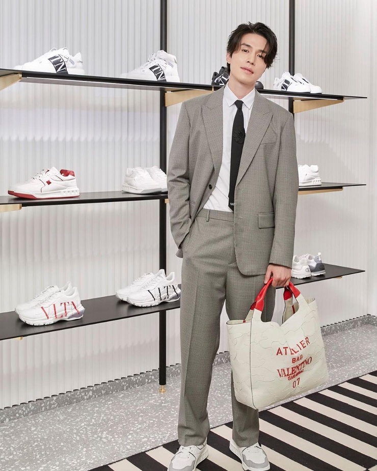 Picture of Dong-Wook Lee