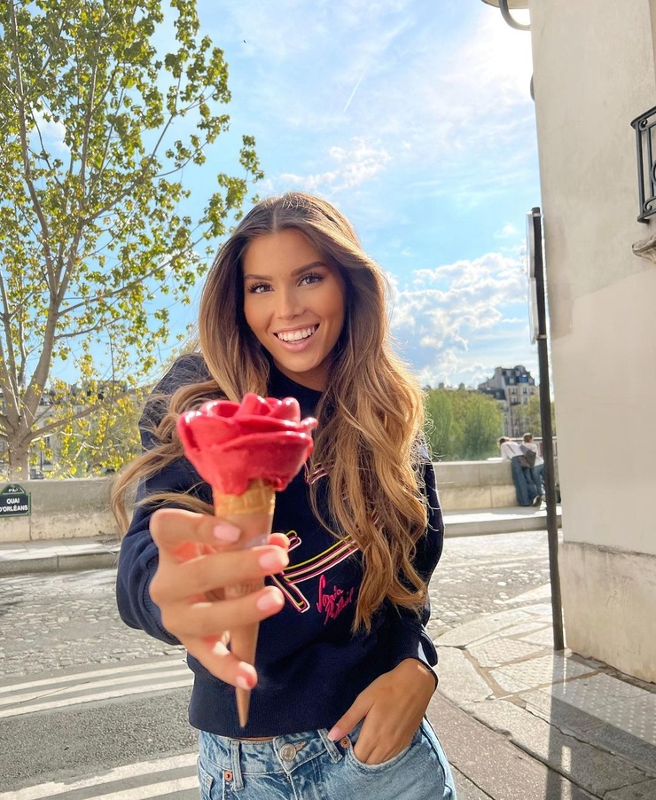 Picture of Lara Lourenço