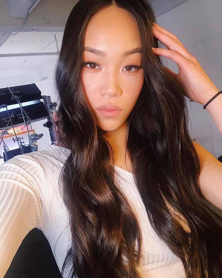 Picture of CHLOE YU