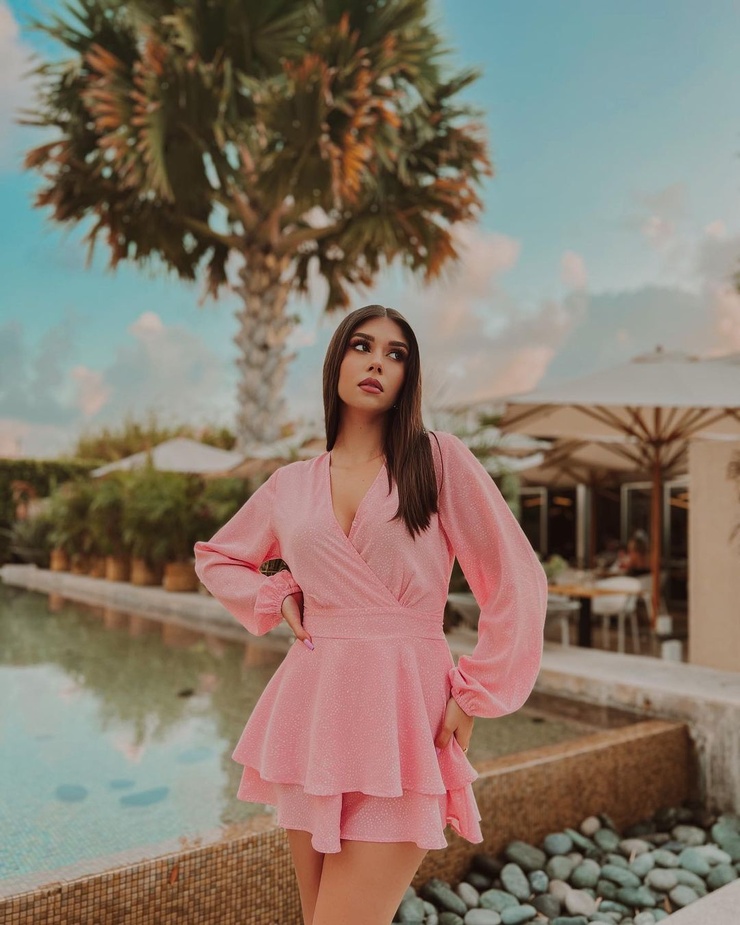 Elizabeth Elias image