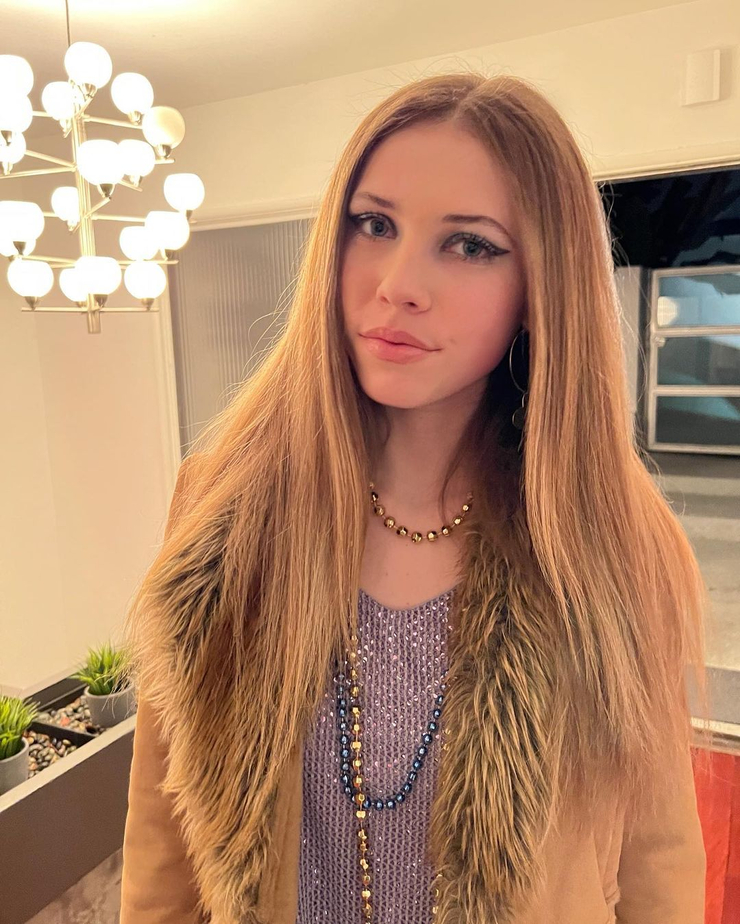 Picture of Mila Brener