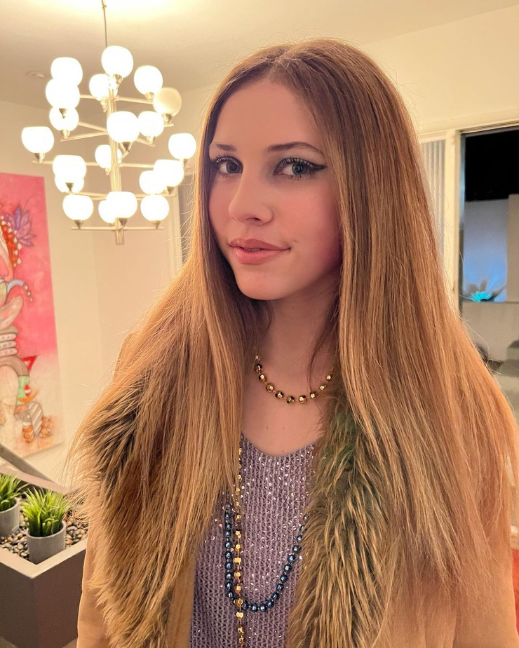 Picture of Mila Brener